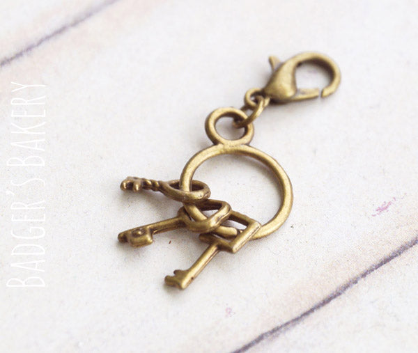 Doll KEYRING, Miniature Antique Keys, 1/6, 1/12 Scale Dollhouse, Dolls ...